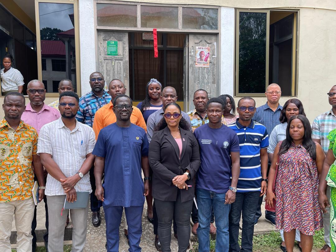 COCOBOD Engages MMDCEs on Strengthening Cocoa Sector Collaboration